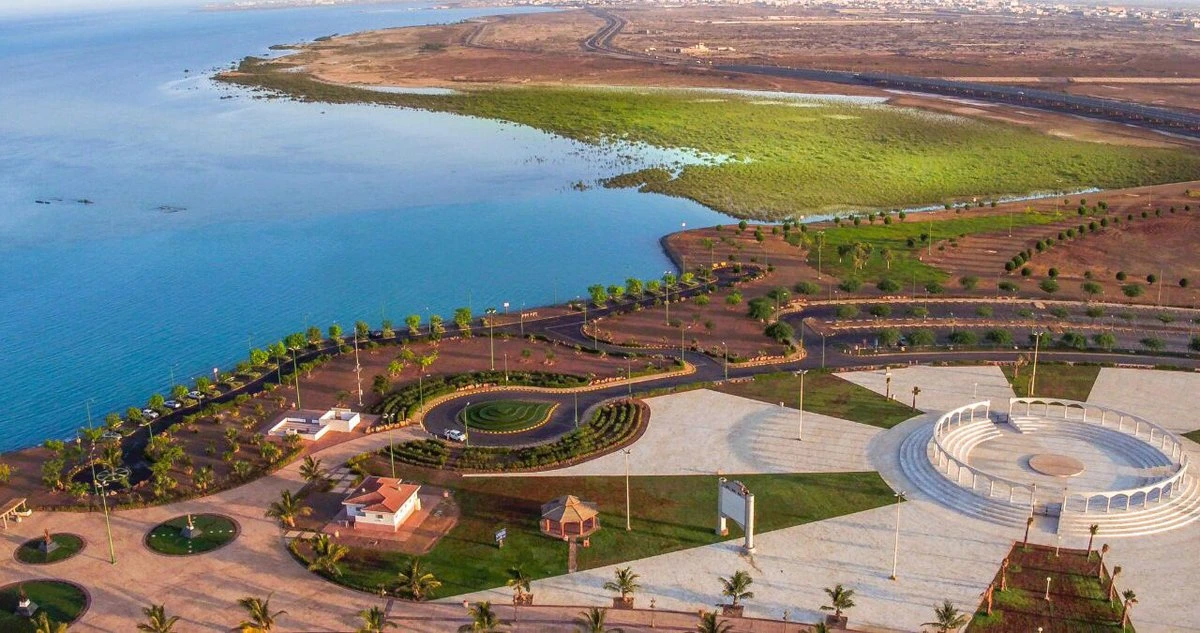 Reliable Private Transfer & Airport Transfer Yanbu’ al Bahr - VIP Rides